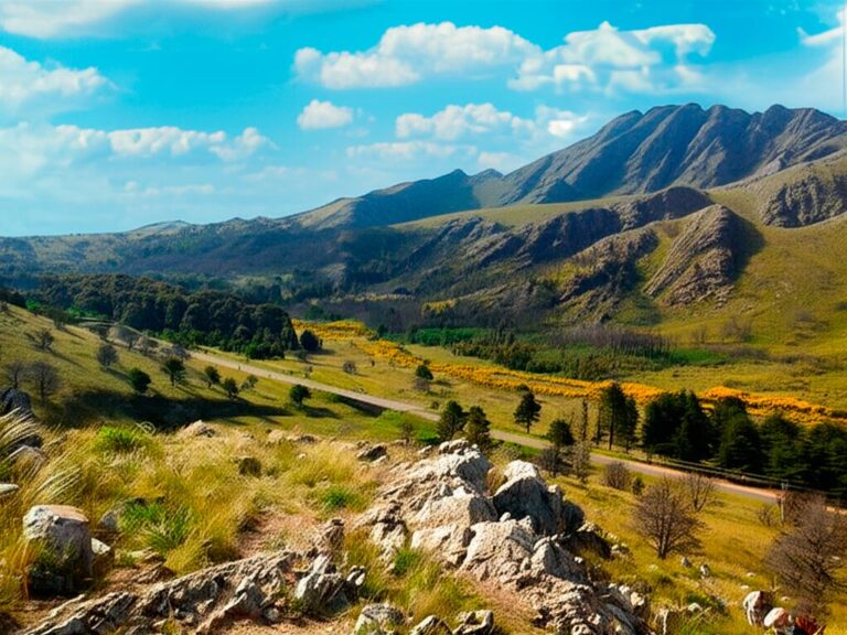 Guía del Cerro Tres Picos | Ascenso, Permisos y Consejos 2025